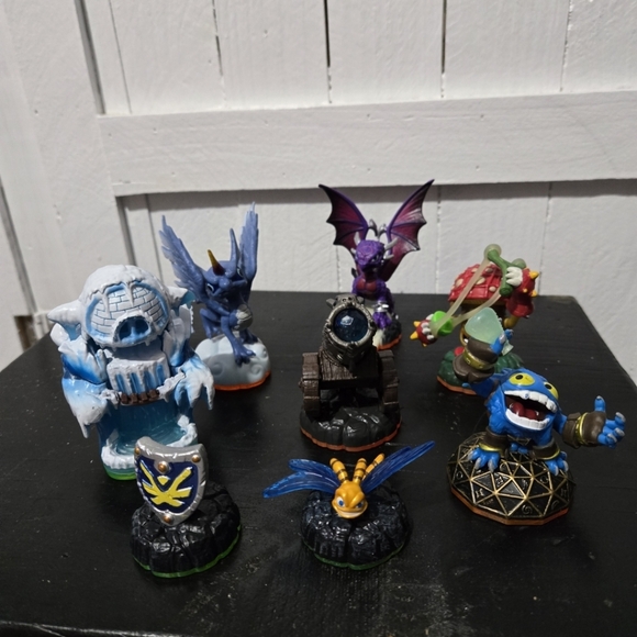 Skylanders | Toys | Activision 21 2013 Skylanders Action Figure Lot Of ...